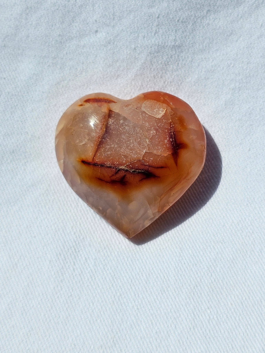 Carnelian heart - 35 grams – Native Hart Crystals